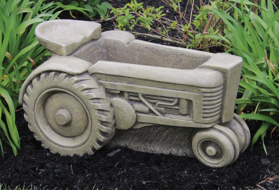 My Favorite Tractor Planter – Massarelli Lawn Ornaments